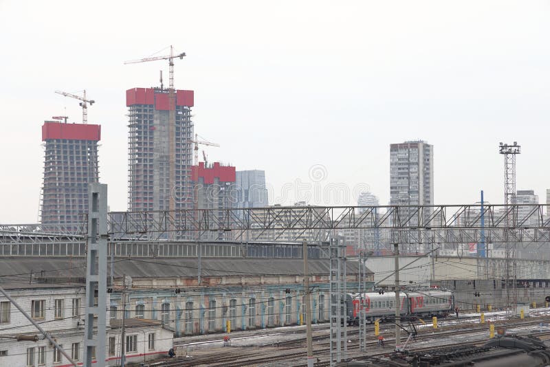 Selective Electric Train Electrification System. Ground Contact Network ...