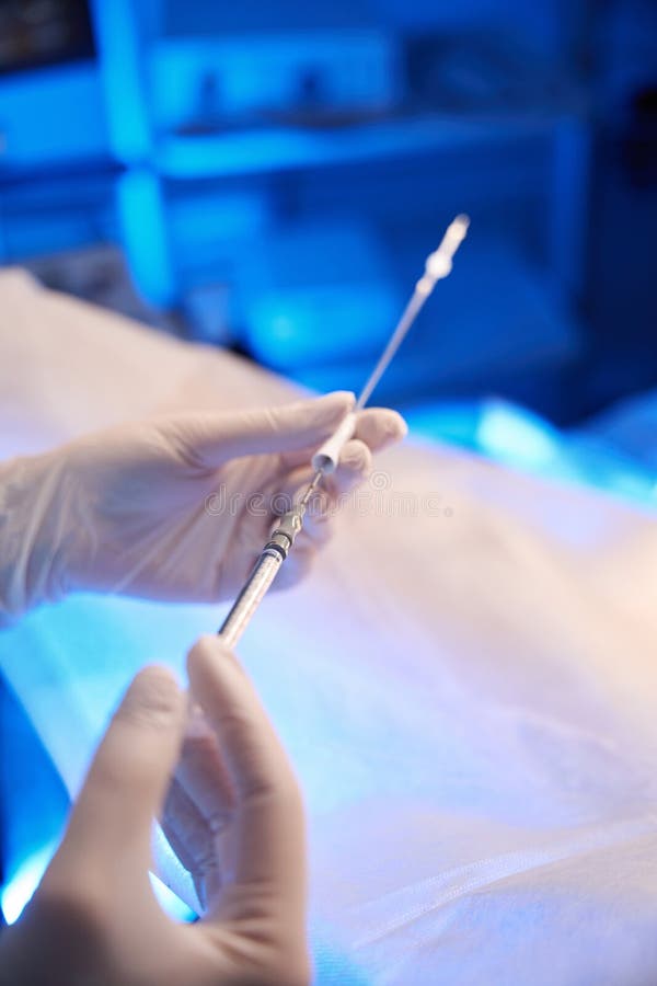 Selective Focus of Doctor Hands Using Syringe for Embryo Transfer Stock ...