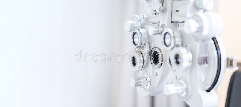 Selective Focus of Phoropter Eyesight Measurement Testing Machine in ...