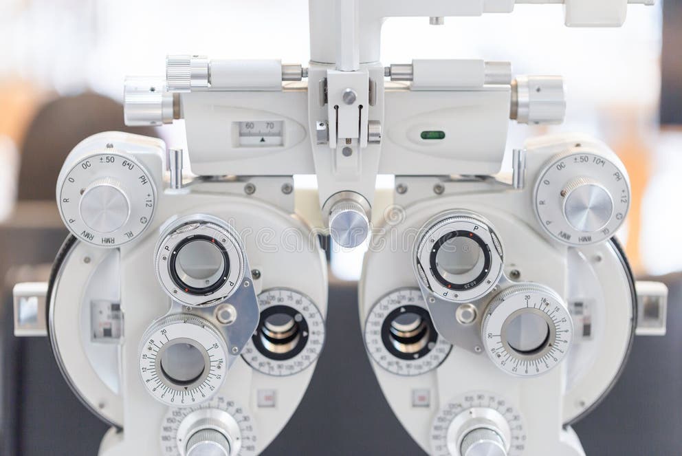 Selective Focus of Phoropter Eyesight Measurement Testing Machine in ...