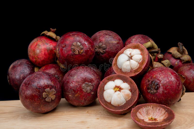 Selective Focus of Ripe Mangosteen Fruit, Tropical Fruit Stock Photo ...