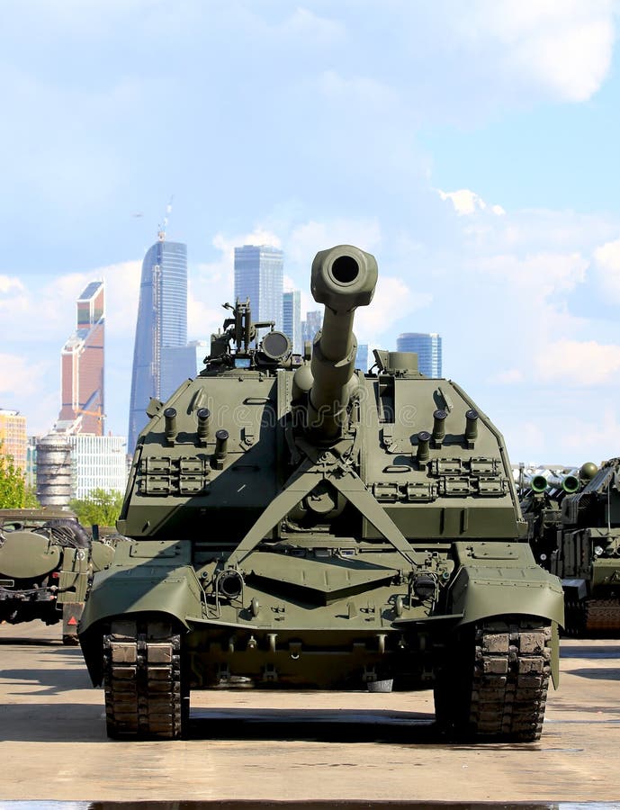 Self-propelled gun stock image. Image of grunge, machine - 93964233