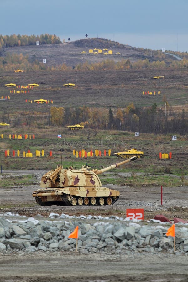 Self-propelled howitzer stock photo. Image of firing - 42588542