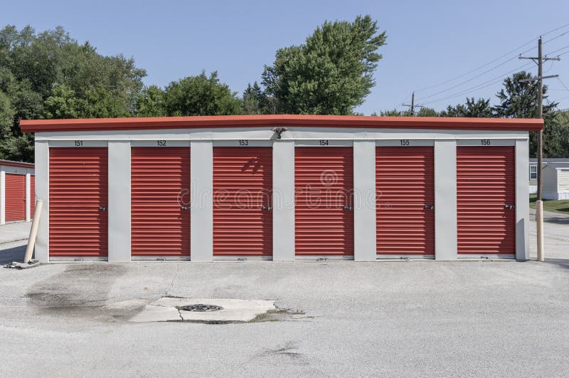 Self Storage and Mini Storage Garage Units. Personal Warehouse Lockers ...