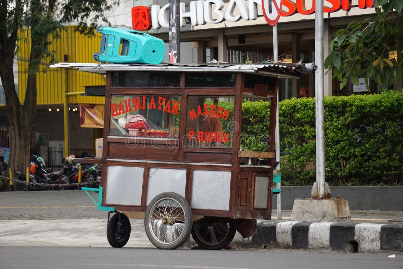 The Seller of Fried Rice with Chart Editorial Photography - Image of ...
