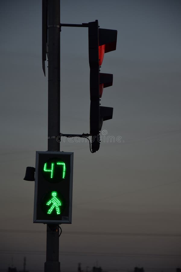 Semáforo De La Calle En Los Cruces Foto de archivo - Imagen de ...