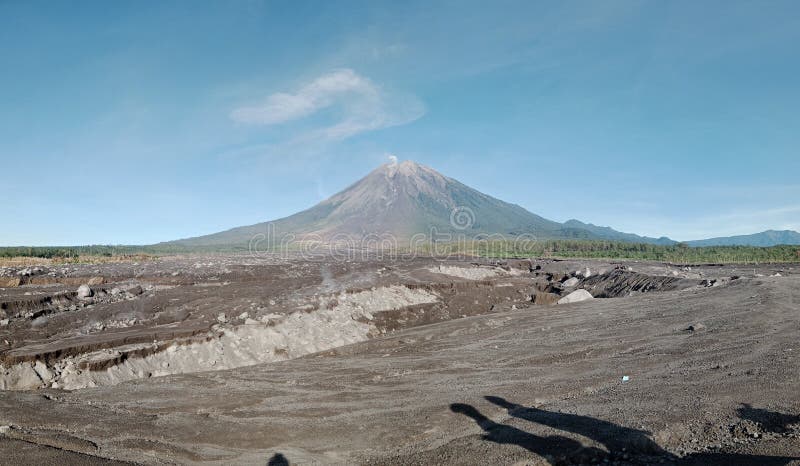 Semeru stock image. Image of mountain, reaching, meters - 263913875