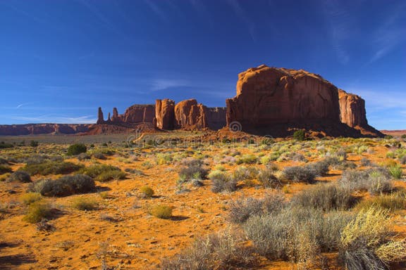 Halfwoestijn En De Rode Rots Stock Foto - Image of vuil, versheid: 2078316
