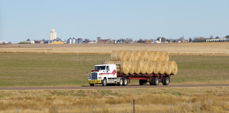 Semi truck with trailer editorial stock image. Image of road - 114433524