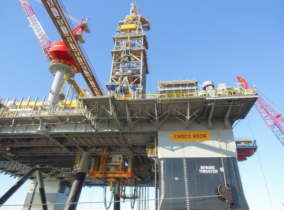 Semisubmersible Ensco 8506 editorial image. Image of shipyard - 65271570