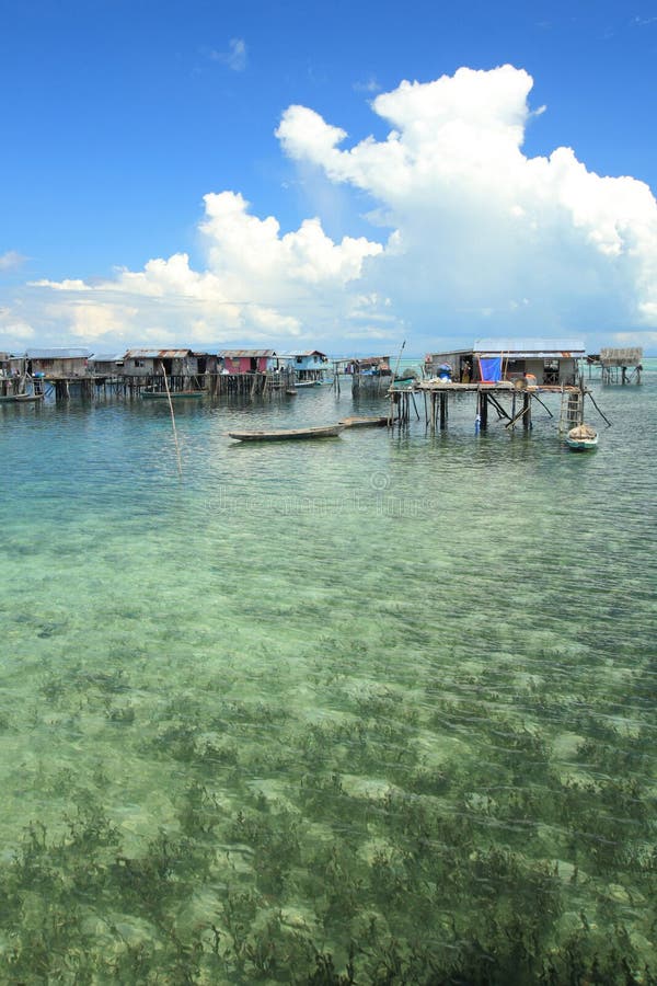 Semporna, Sabah, Malesia. fotografia stock. Immagine di barca - 31756728