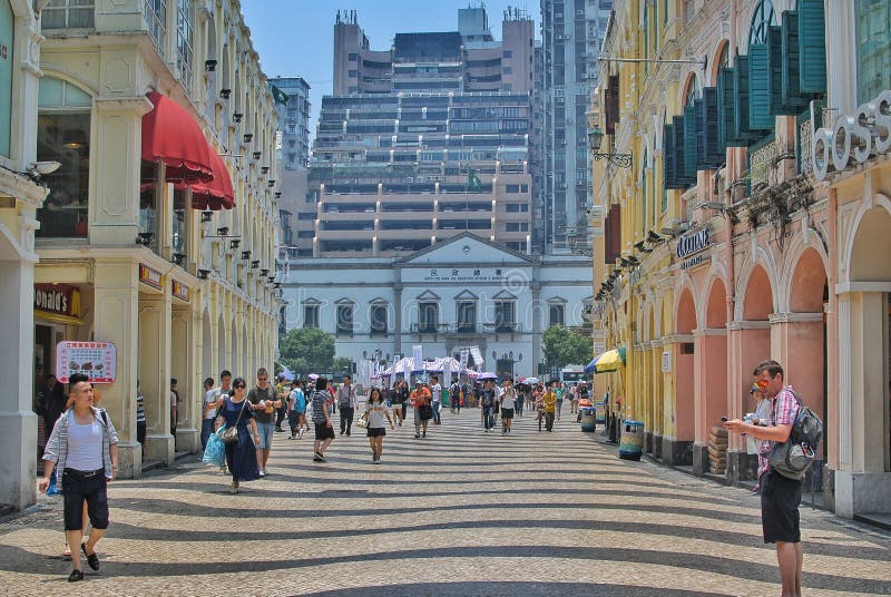 Senado Square editorial photo. Image of tourist, destination - 72812746