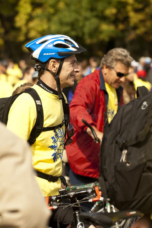 Senior Biker Resting after Contest Editorial Stock Image - Image of ...