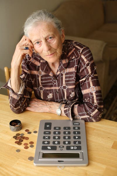 Senior budget stock image. Image of female, funds, counting - 4671659