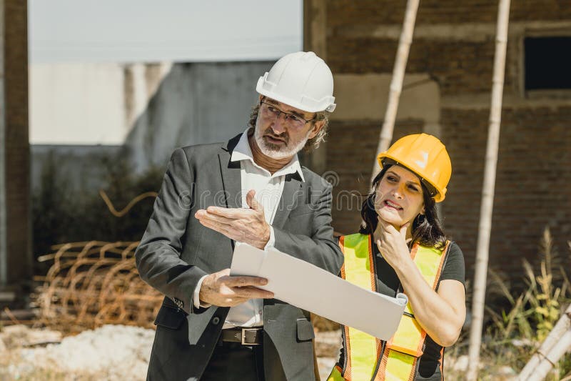 Senior Professional Construction Engineer Guide Stock Photos - Free ...