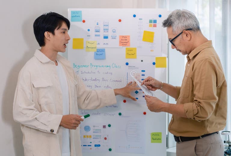 Senior Programmer Bootcamlp,Asian Young Instructor Guides Senior ...