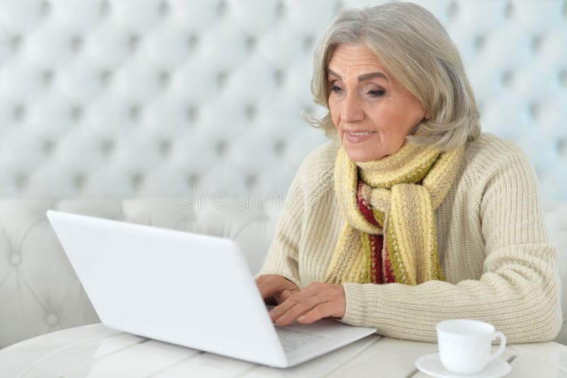 Senior Woman Using Computer Stock Image - Image of processing, elderly ...