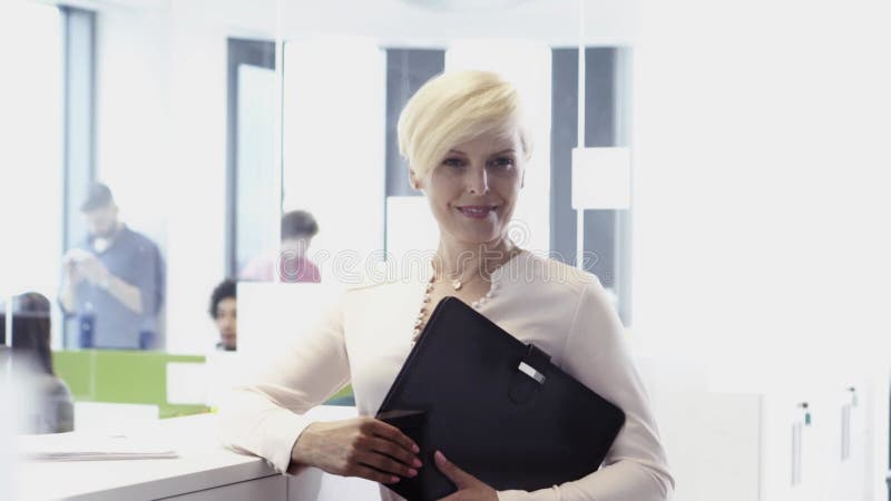 Multi-ethnic Businesspeople Business Team Group of Co-workers ...