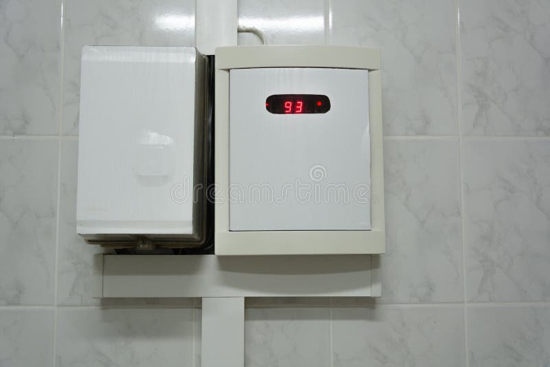 Sensor De Temperatura Na Sauna Imagem de Stock - Imagem de calefator ...