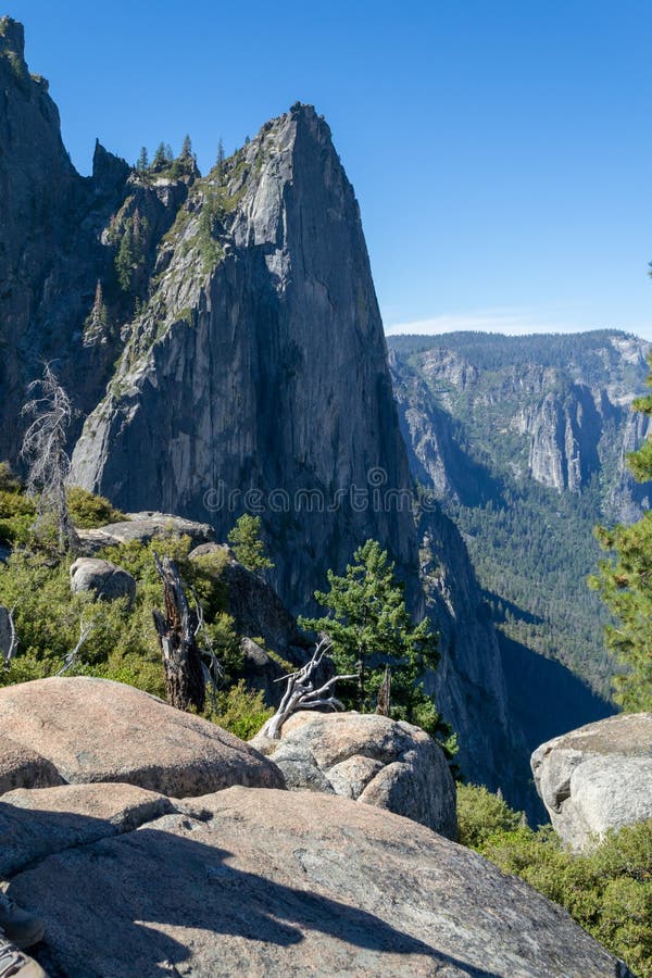Sentinel Rock at Yosemite Valley Stock Image - Image of central, gold ...