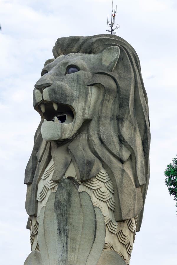 Sentosa Merlion and Merlion Park, Singapore, March 15 2019 Editorial ...