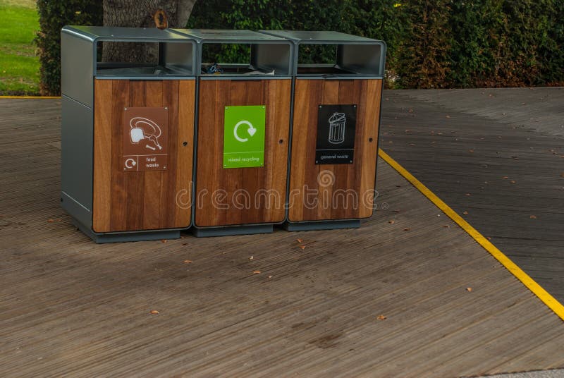 Separation Tank Garbage To Recycle Sort by Color for the Convenience of ...