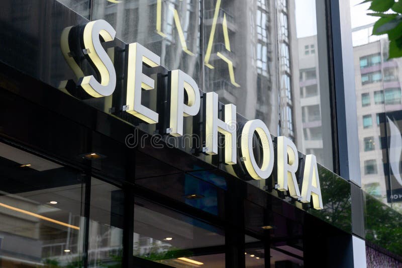 Sephora Company Sign in Toronto Editorial Photo - Image of mall, beauty ...
