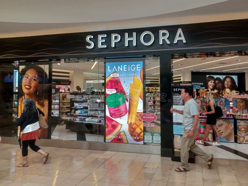 Sephora Company Sign in Toronto Editorial Photo - Image of label ...