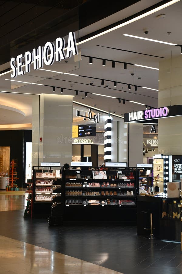 Sephora Store at Yas Mall on Yas Island in Abu Dhabi, UAE Editorial Photography - Image of ...