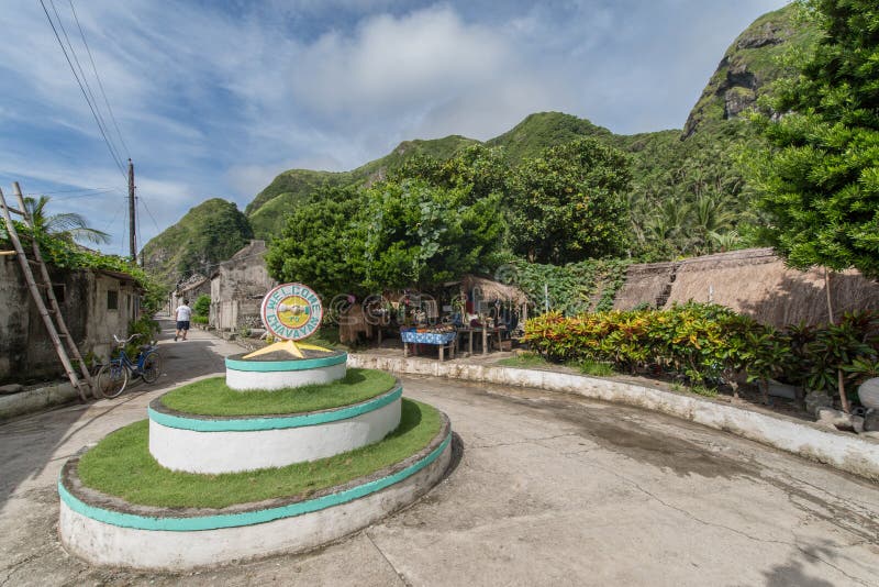 Sept 21,2017 En La Entrada De La Ciudad De Chavayan, Isla De Ivatan ...