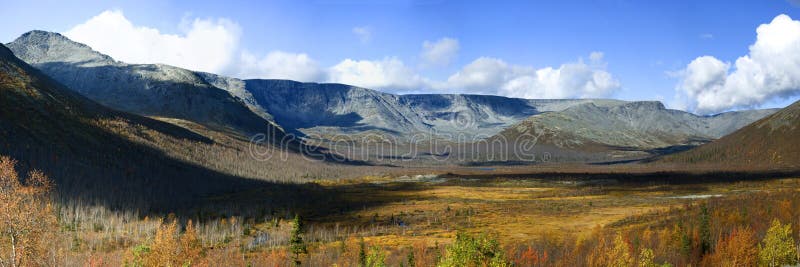 September Day in the Mountains Stock Image - Image of green, gold: 16105121