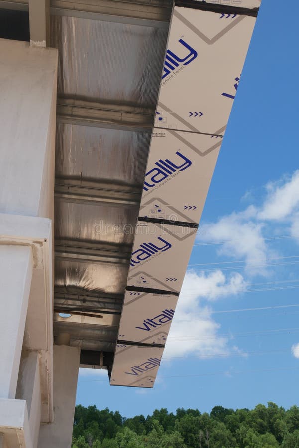 Aluminum Sheet Cladding Installation Work is in Progress. Editorial ...