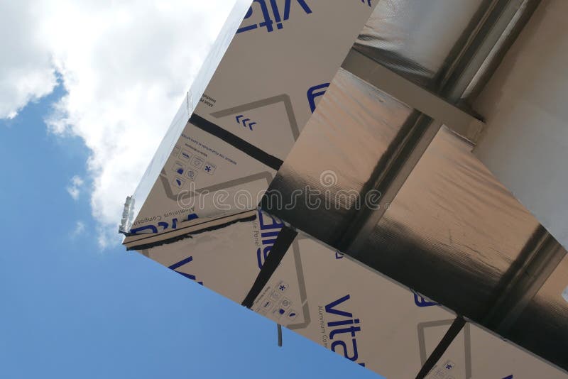 891 Cladding Installation Stock Photos - Free & Royalty-Free Stock ...