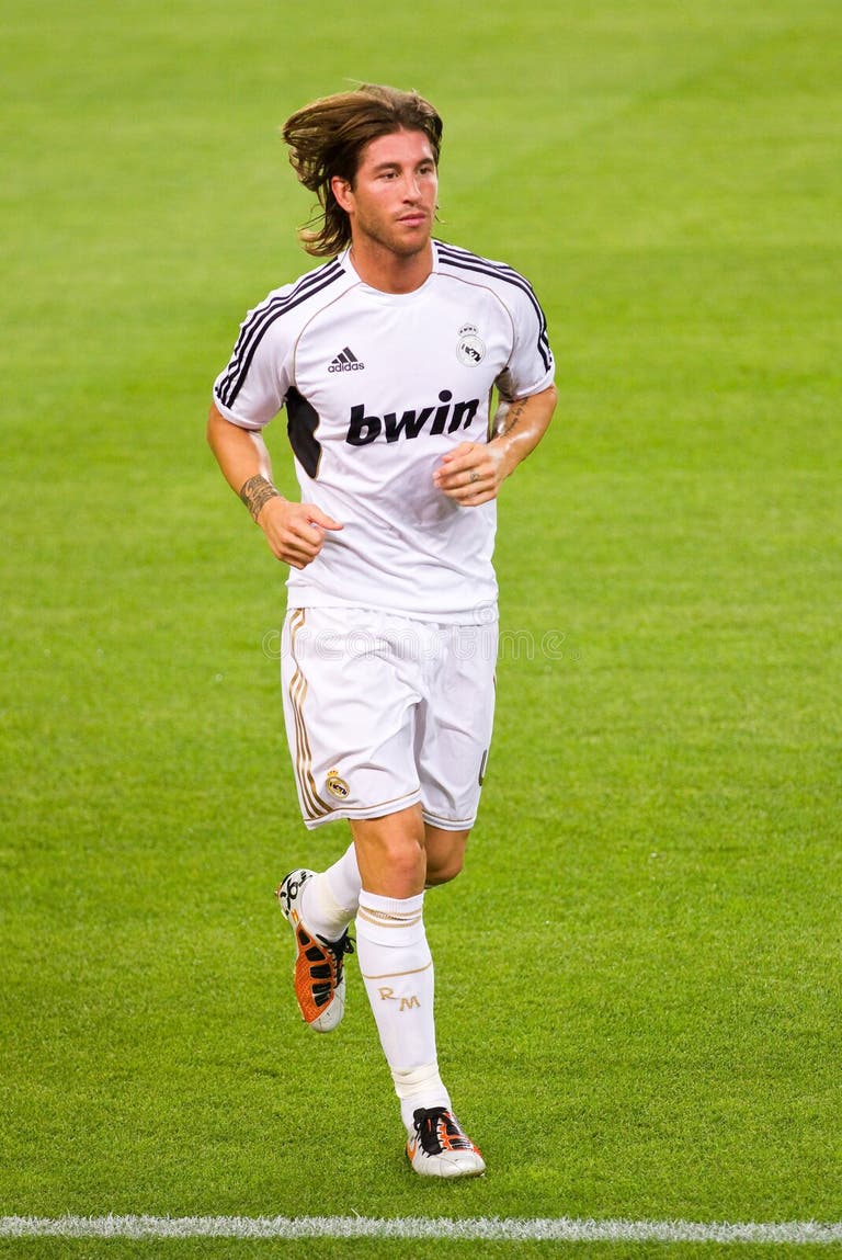 698 Sergio Ramos Smoking Stock Photos - Free & Royalty-Free Stock ...