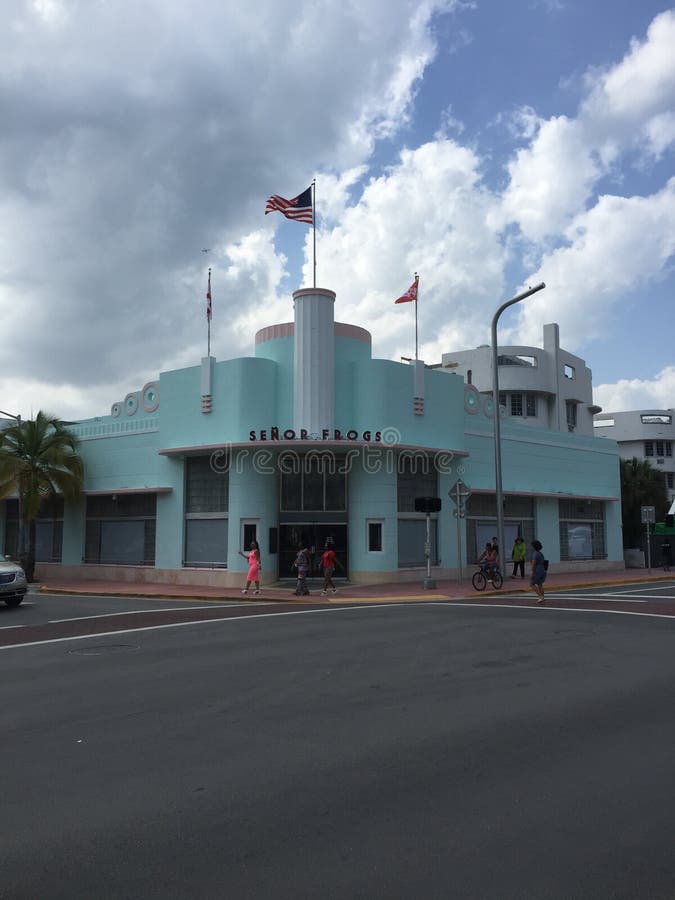 Seror Frogs editorial photography. Image of building - 53435327