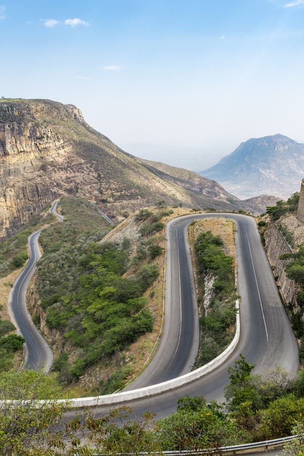 Serra a Leba Road Picture Angola Foto de archivo - Imagen de camino ...