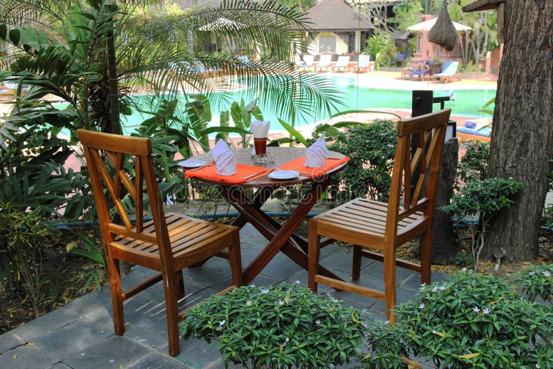 Served Table at Luxury Resort Stock Image - Image of pool, fork: 69345963