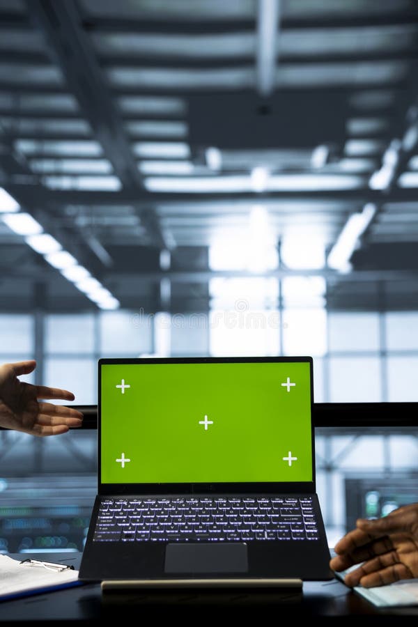 Server Hub Workers Using Mockup Notebook To Configure Cluster Nodes