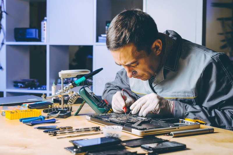 Service repair electronics stock photo. Image of eletronics - 131561946