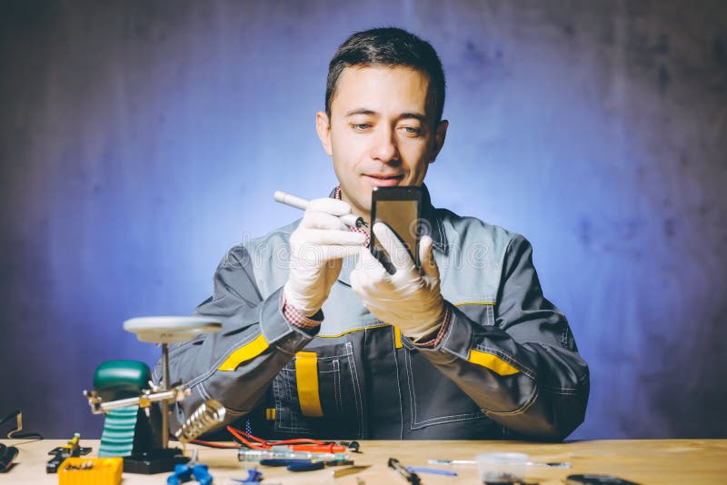 Service repair electronics stock image. Image of instrument - 131121693