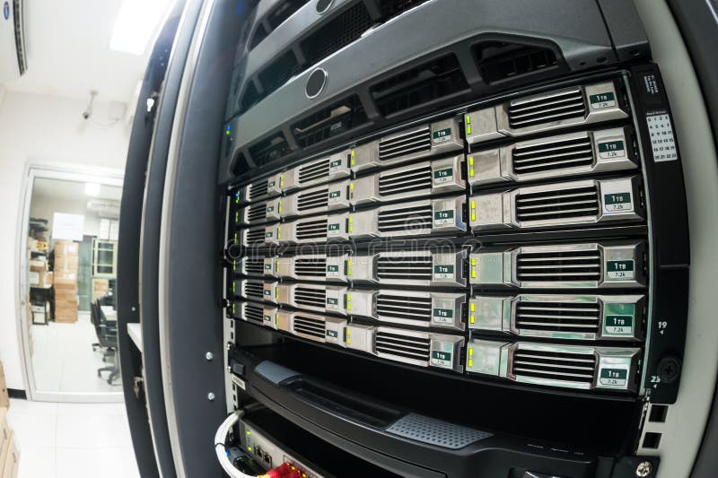 Server De Rede Em Um Centro De Dados Imagem de Stock - Imagem de ...