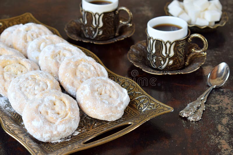 Sesame Shortbread with Date Stuffing. Middle Eastern Cookies. Eid and ...