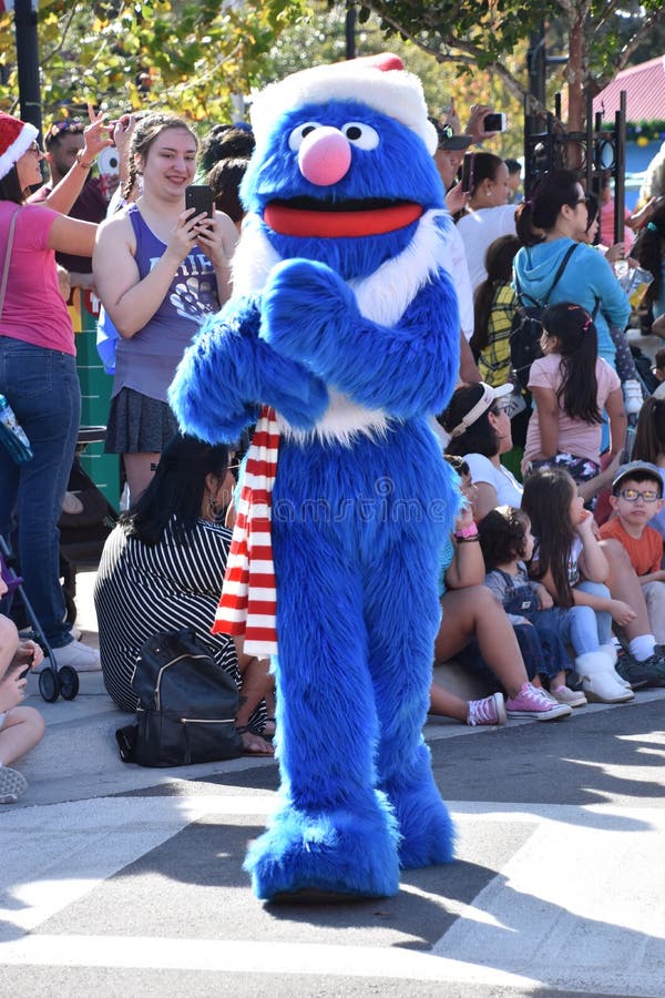 Sesame Street Christmas Parade at Sesame Street Land at SeaWorld ... Sesame Street Christmas Parade at Sesame Street Land at SeaWorld ...