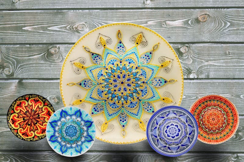 Set of Decorative Ceramic Plates Hand Painted Dot Pattern with Acrylic ...