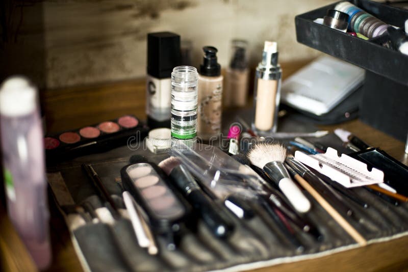 Set make-up artist stock image. Image of decoration, beauty - 45414417