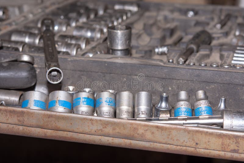 Set of Round Mechanic Tools in the Box. Car Mechanic Concept in the Old ...