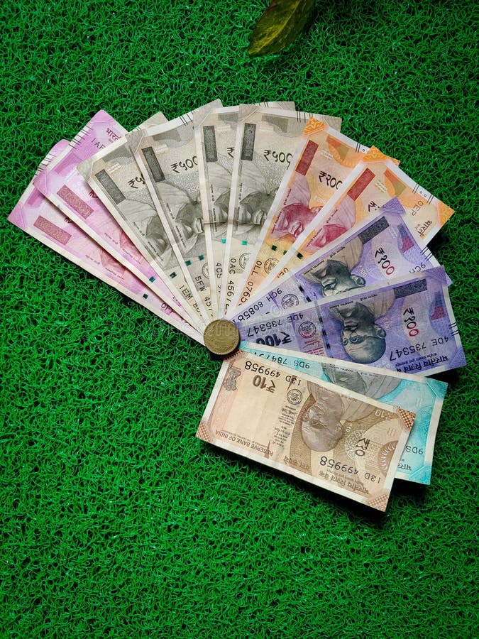 Old 5 Rupees Note Used by Indians during 20 Centuary Stock Photo ...