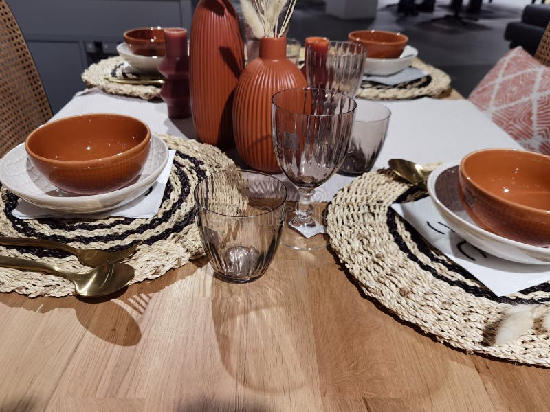 Set Table with Plate and Place Mat for Dinner Stock Image - Image of ...