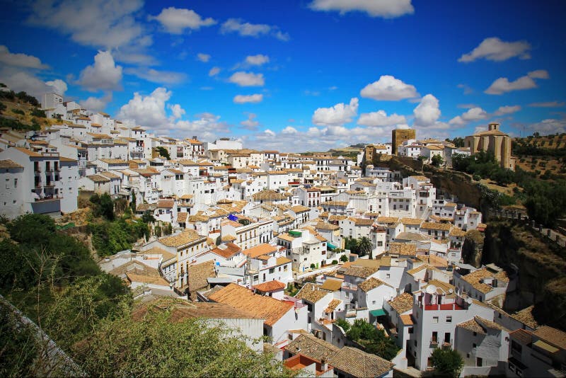 Setenil De Las Bodegas - Spanien Redaktionell Foto - Bild av kadiz ...