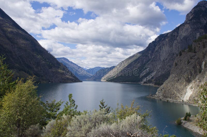 Seton Lake En a.C. Interior. Foto de archivo - Imagen de cubo, pista ...